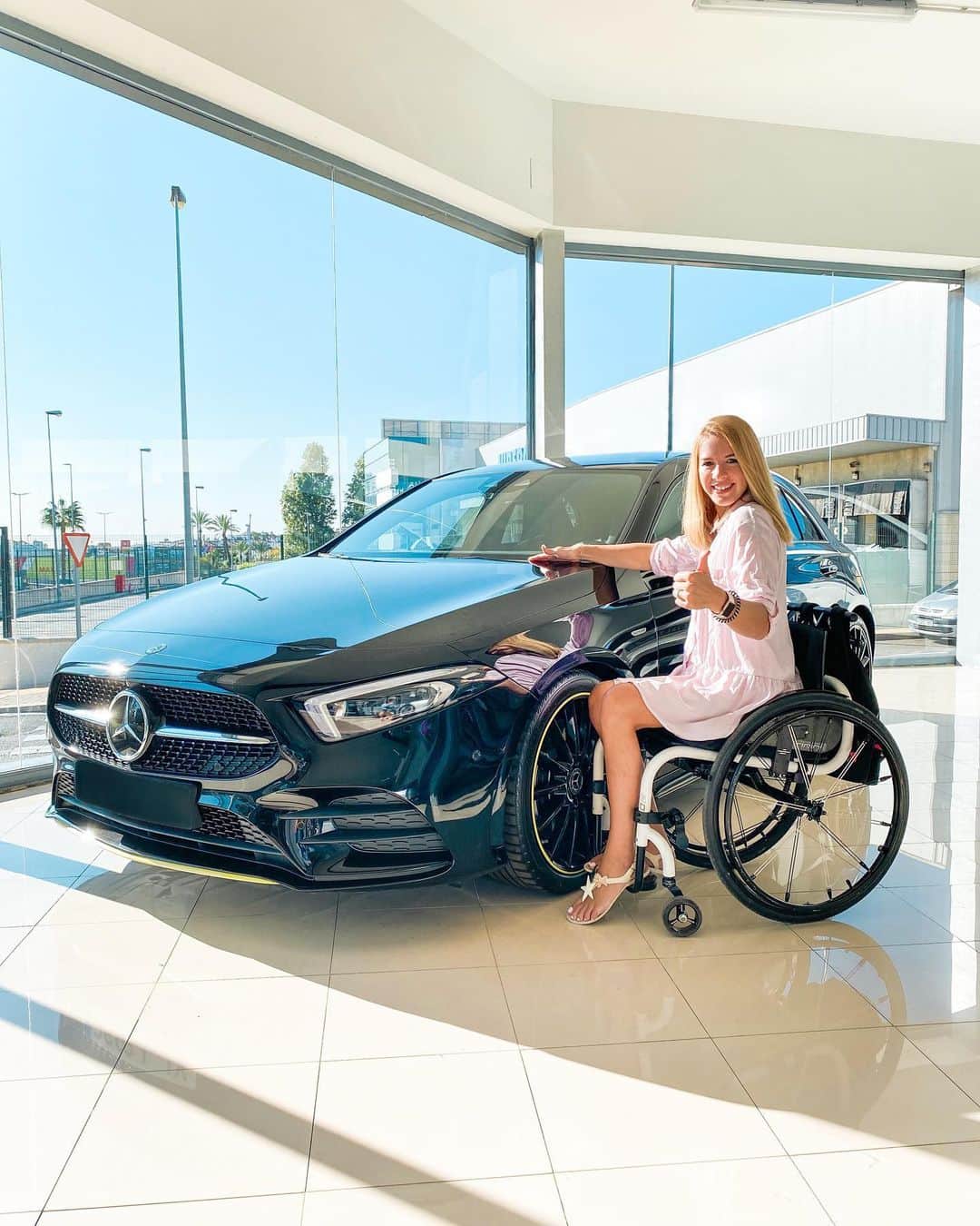 マリア・コミサロワさんのインスタグラム写真 - (マリア・コミサロワInstagram)「Тут был розыгрыш 🥳」9月29日 0 ...