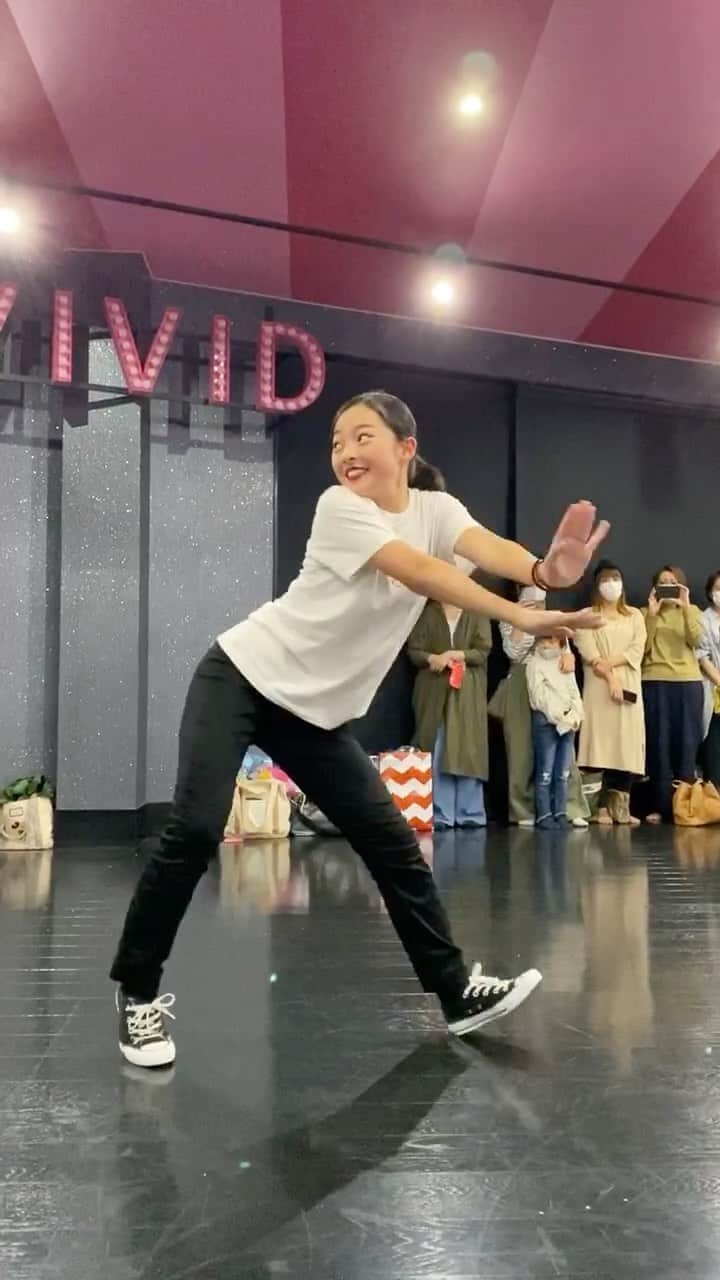 Ruuさんのインスタグラム動画 - (RuuInstagram)「Vivid "EMOST" まで4日👏🏻💕🔥 @fonk_nene 💗 @dance_studio_vivid # ...