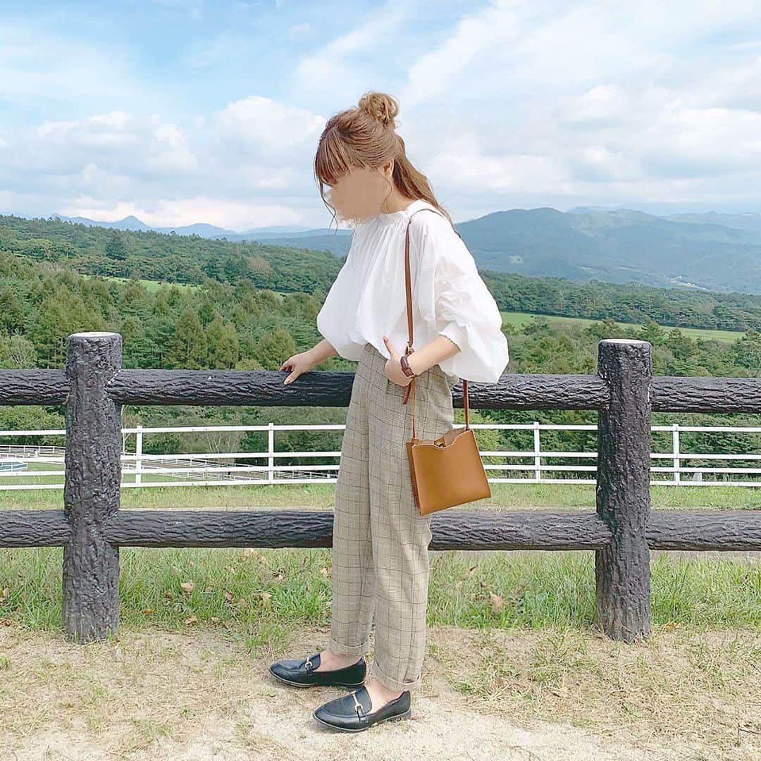 chocoさんのインスタグラム写真 - (chocoInstagram)「** ㅤㅤㅤㅤㅤㅤㅤㅤㅤㅤㅤㅤㅤ #ootd ㅤㅤㅤㅤㅤㅤㅤㅤㅤㅤㅤㅤㅤ 山梨に行ったときのコーデ🗻🍐 ...