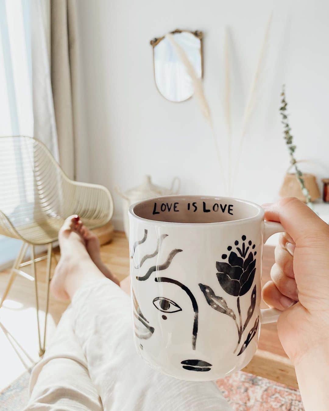 Anthropologieさんのインスタグラム写真 - (AnthropologieInstagram)「But first, coffee ...