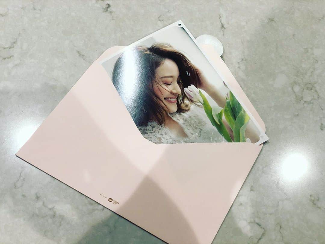 chayさんのインスタグラム写真 - (chayInstagram)「初のベストアルバムHeart Box♡ ついに明日発売です。 シングル曲 ...