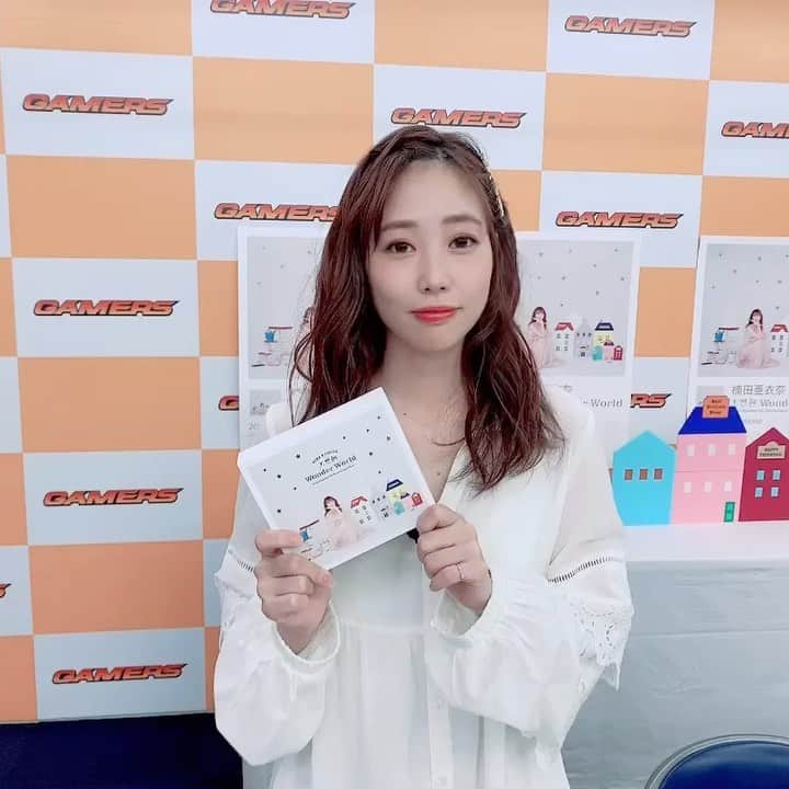 楠田亜衣奈さんのインスタグラム動画 楠田亜衣奈instagram 「5周年ありがとう😊 『天然色 Wonder World Aina