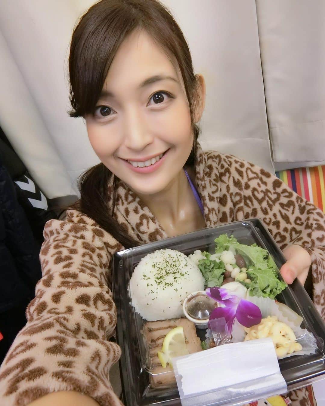 並木塔子さんのインスタグラム写真 並木塔子instagram 「アダルトな撮影でしたー！今月はこれ一本なので、気合い入れて頑張ってきた