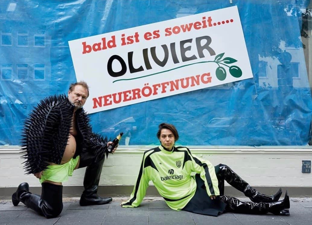 オリヴィエ・ザームさんのインスタグラム写真 - (オリヴィエ・ザームInstagram)「Juergen Teller and Dovile ...