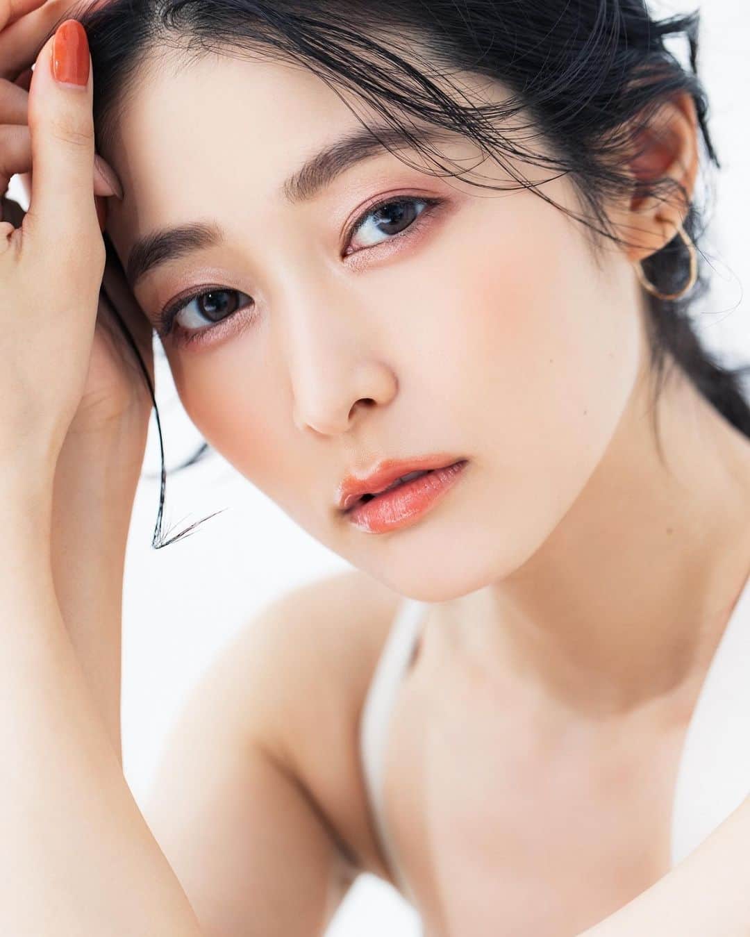 Karunaさんのインスタグラム写真 - (KarunaInstagram)「🦢🦢🦢 ㅤㅤㅤ photographer @ichi_came ...