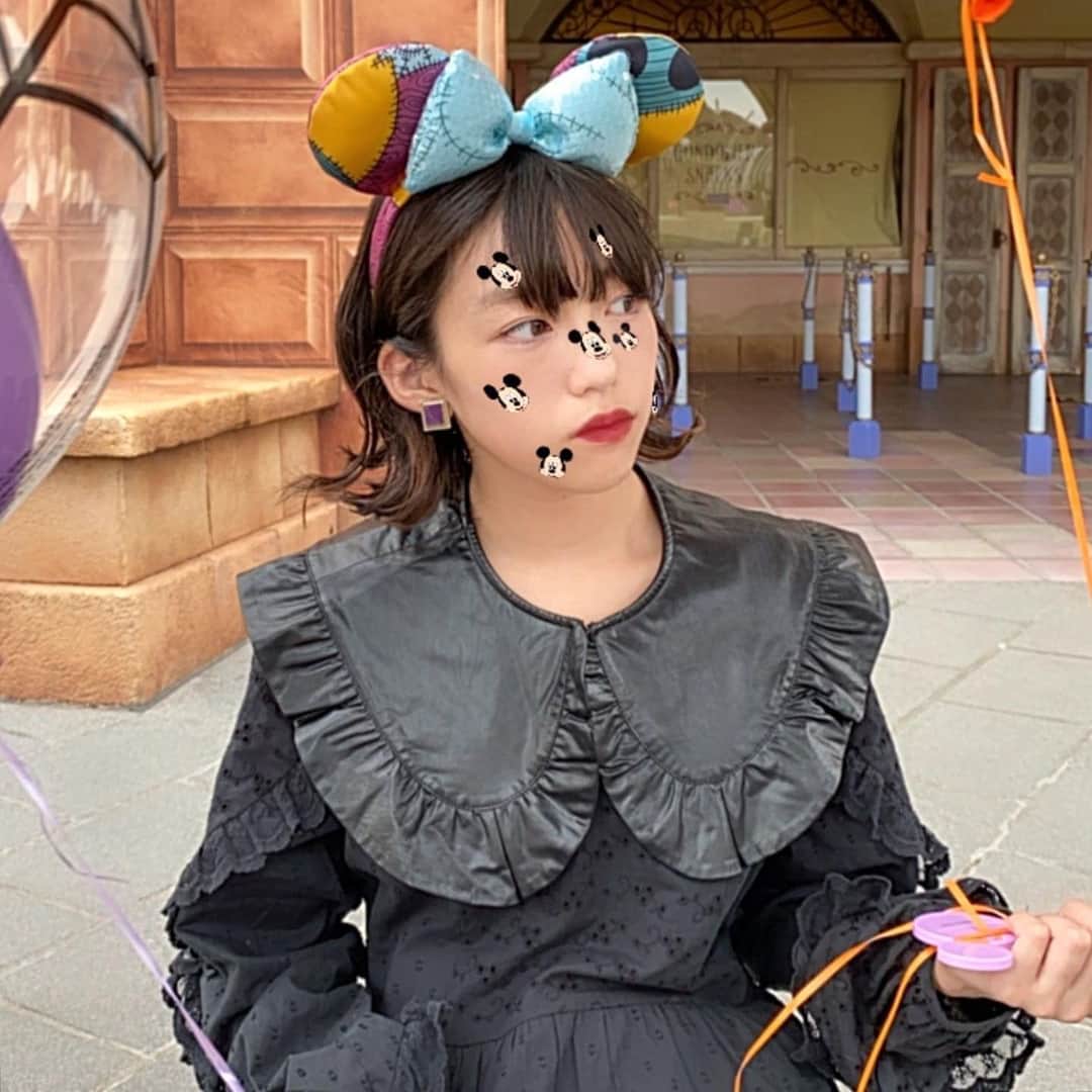 RiLiさんのインスタグラム写真 - (RiLiInstagram)「2020年秋に流行るのは...💭【ビッグカラー】🤍⁣ ......⁣ ...