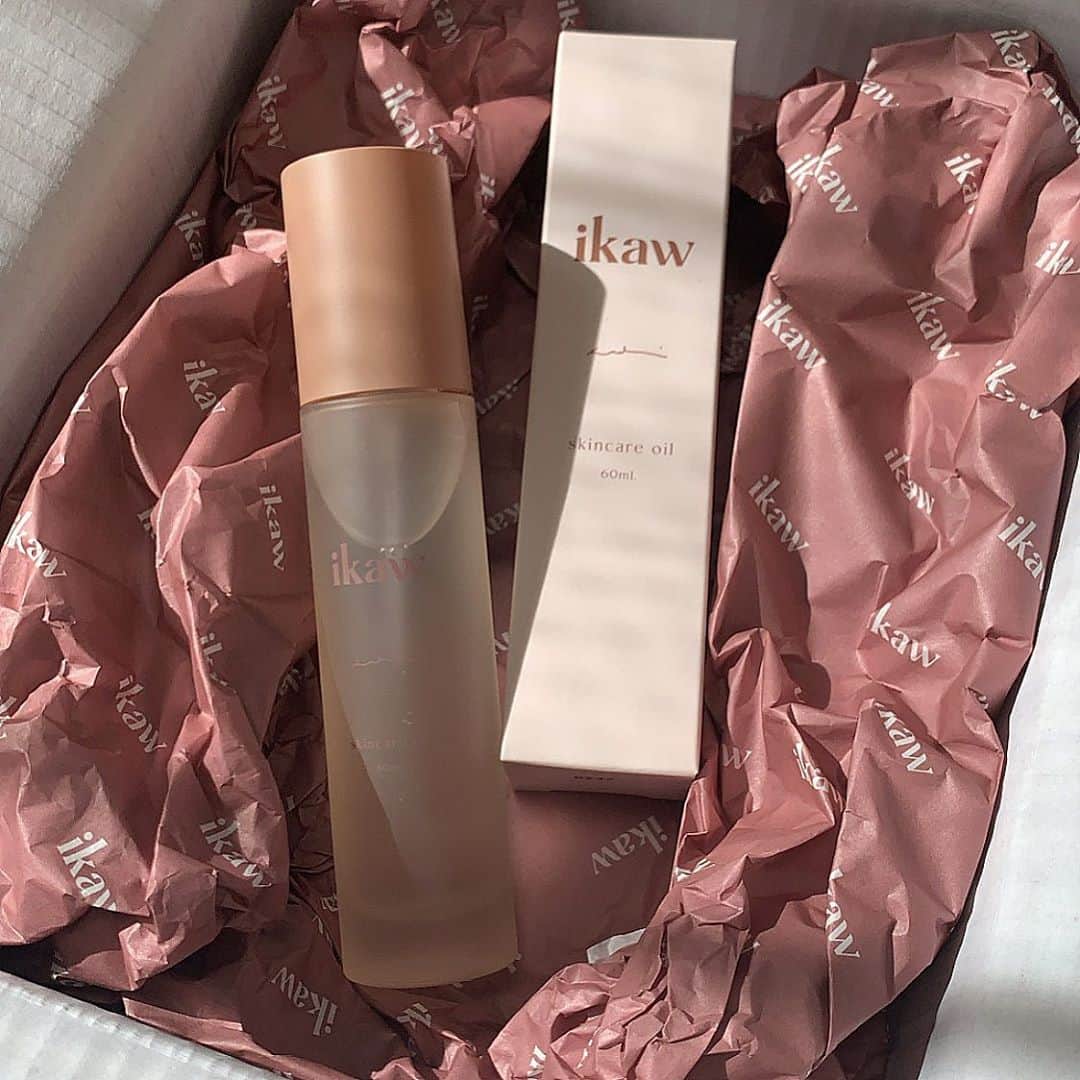 ukapiさんのインスタグラム写真 - (ukapiInstagram)「⠀ ⠀ 楽しみに待ってた @ikaw_official か届きました。 ⠀ 待ちきれなくて、早速使う♡ コットンパック ...