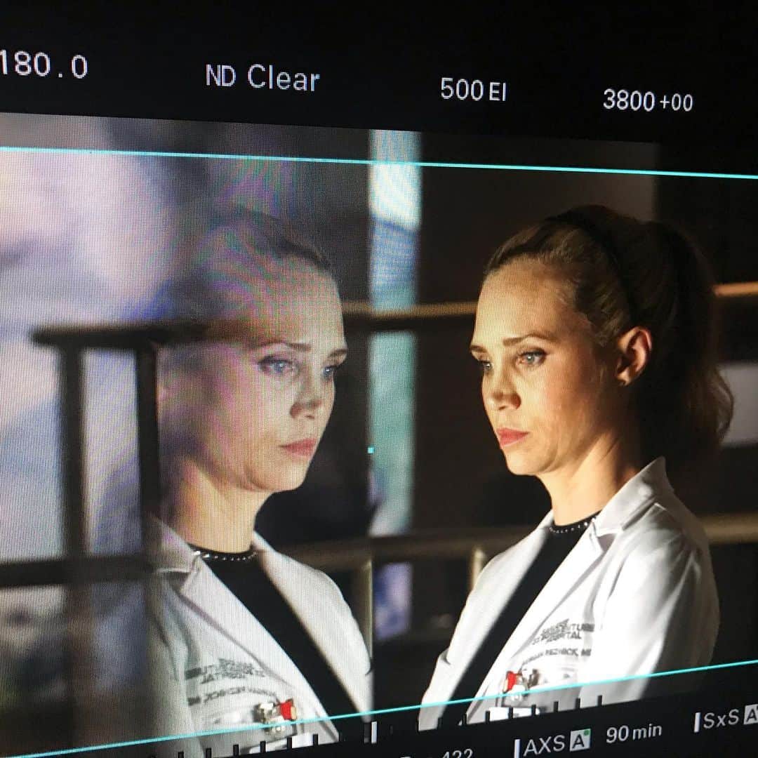 サラ・ウェイン・キャリーズさんのインスタグラム写真 - (サラ・ウェイン・キャリーズInstagram)「1. me & chris ...