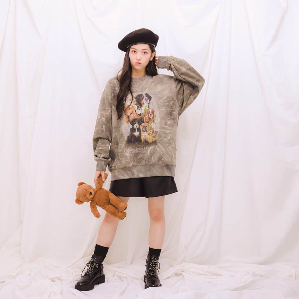 @onefive（ワンファイブ）さんのインスタグラム写真 - (@onefive（ワンファイブ）Instagram)「MOMO スウェット🐕﻿ ﻿ #onefive﻿ #onefive ...