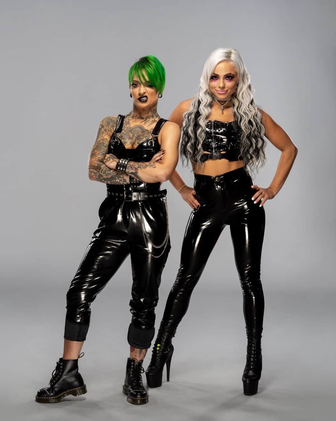 WWEさんのインスタグラム写真 - (WWEInstagram)「Dig the new look for the Riott Squad ...