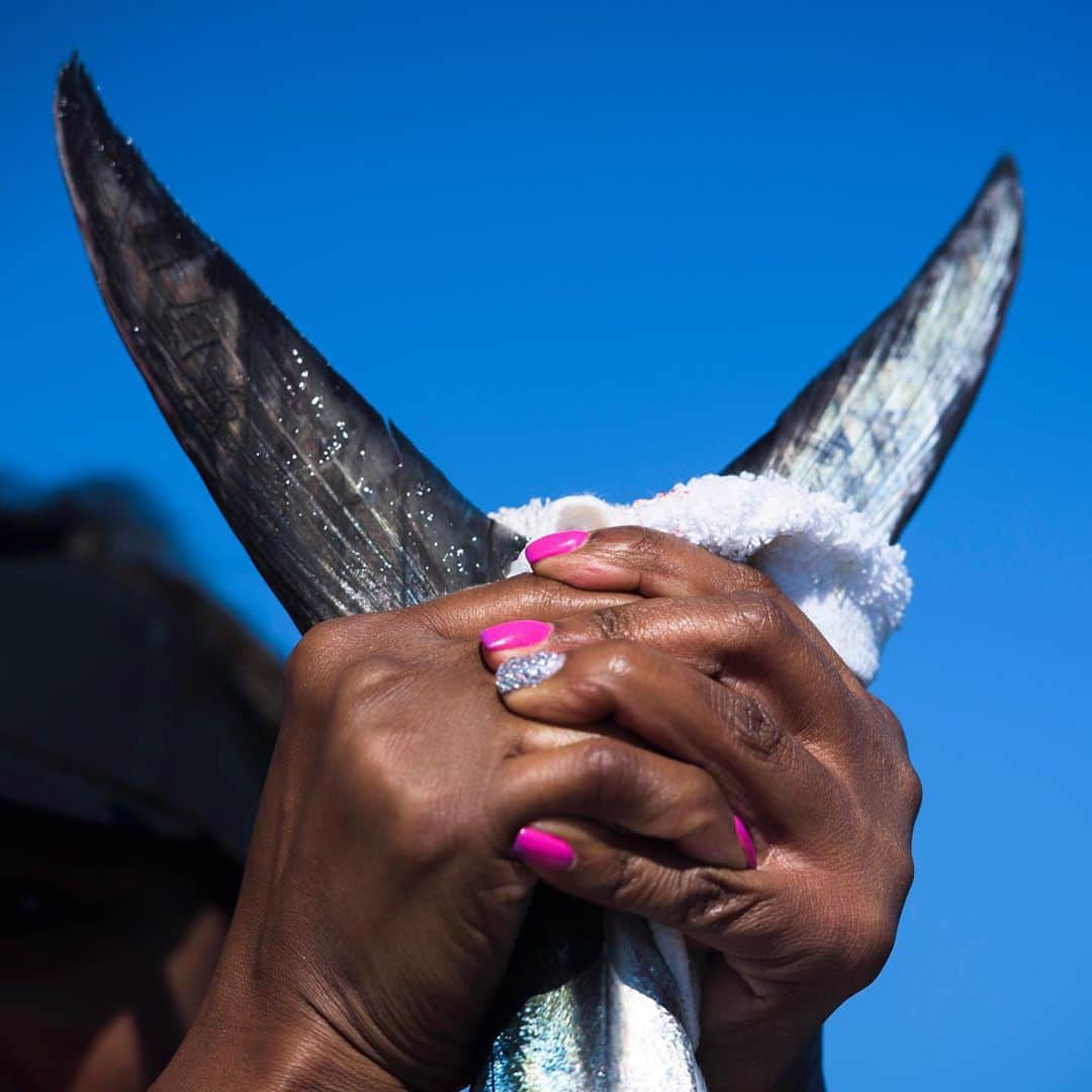 ニューヨーク・タイムズさんのインスタグラム写真 - (ニューヨーク・タイムズInstagram)「Meet the Ebony Anglers ...