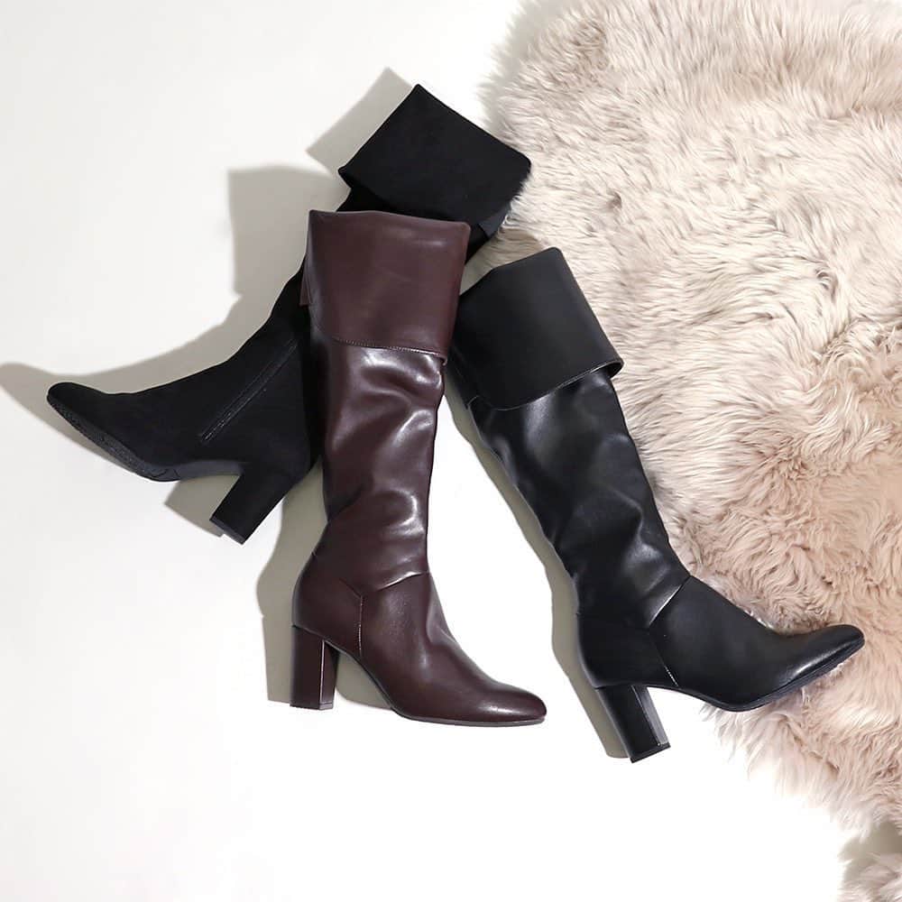 RANDAさんのインスタグラム写真 - (RANDAInstagram)「ラインが綺麗で美脚効果のあるニーハイブーツ。﻿ 2WAYなので ...