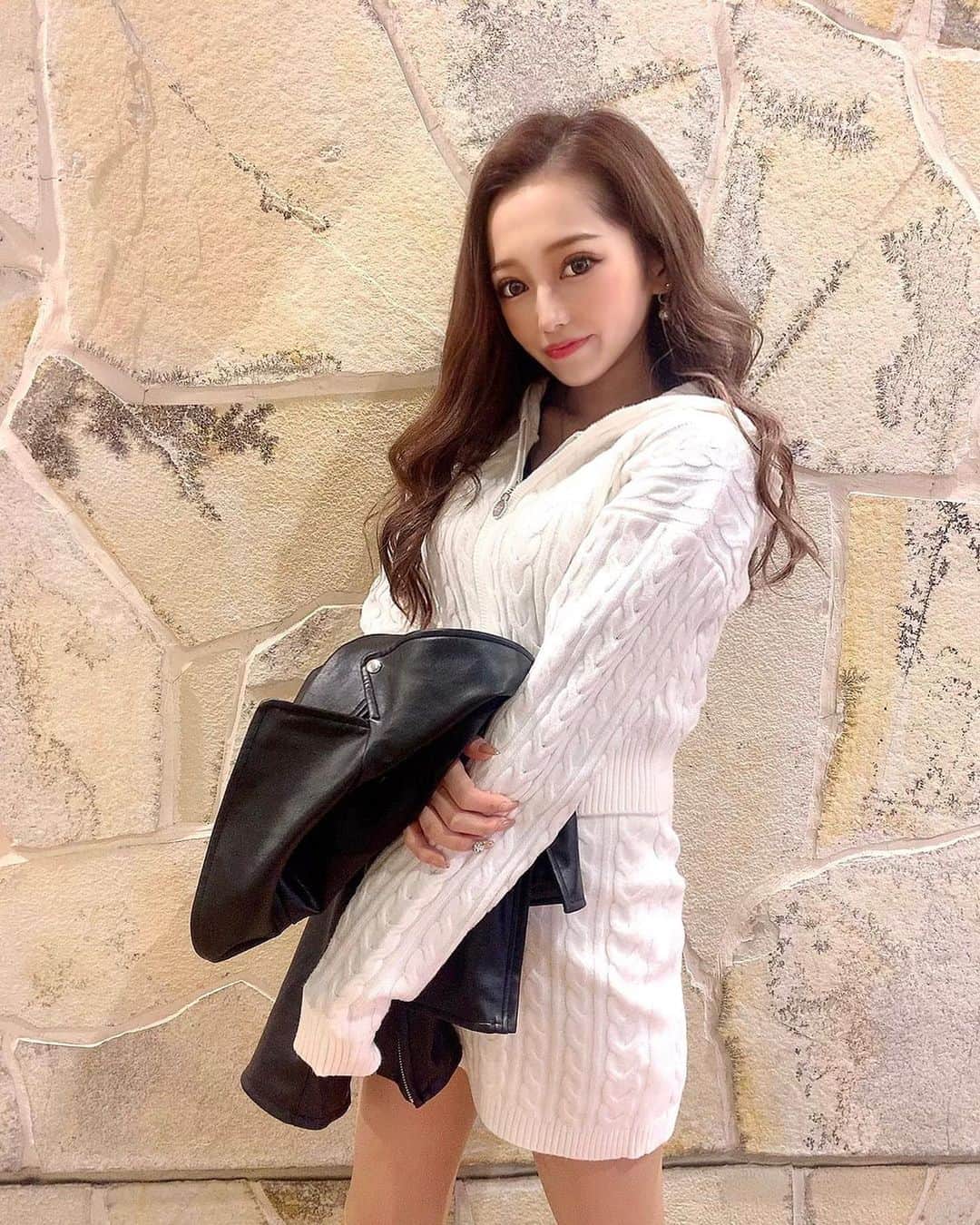 SUZUさんのインスタグラム写真 - (SUZUInstagram)「 ︎﻿ ﻿ 可愛いニットSETUP🎀💗﻿ ︎ ﻿ @michellmacaron_official のだよっ♡♡﻿ ﻿ 低 ...