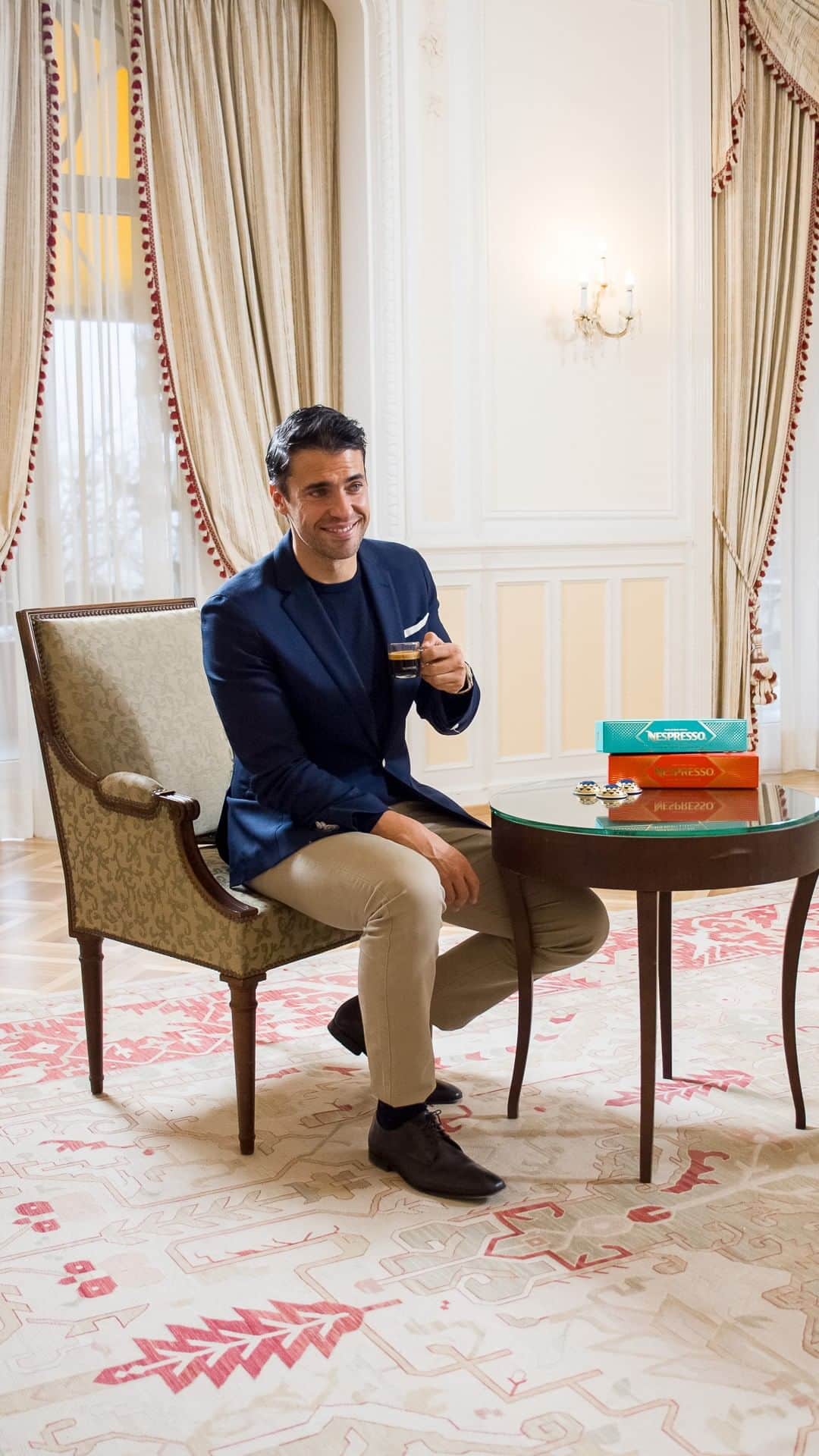 Nespressoさんのインスタグラム動画 - (NespressoInstagram)「Pianist @jorgeviladoms ...