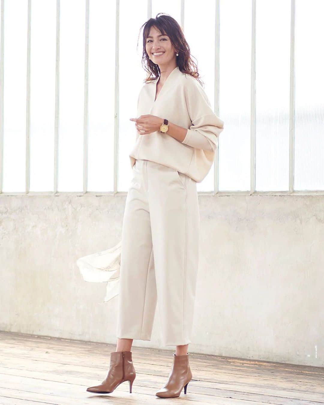 doclasse_styleさんのインスタグラム写真 - (doclasse_styleInstagram)「\ワントーンコーデ／ . 🐇WHITE ver. . #DoCLASSE ...