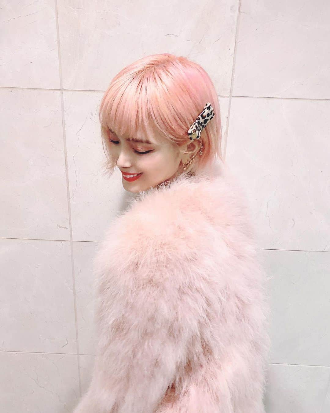 ハナエさんのインスタグラム写真 - (ハナエInstagram)「PINK GANG」12月6日 20時43分 - hanae_0227