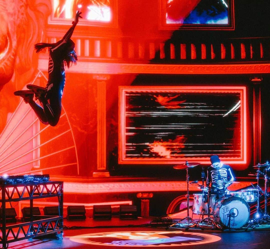 スティーヴ・アオキさんのインスタグラム写真 - (スティーヴ・アオキInstagram)「Who wants to join our ...