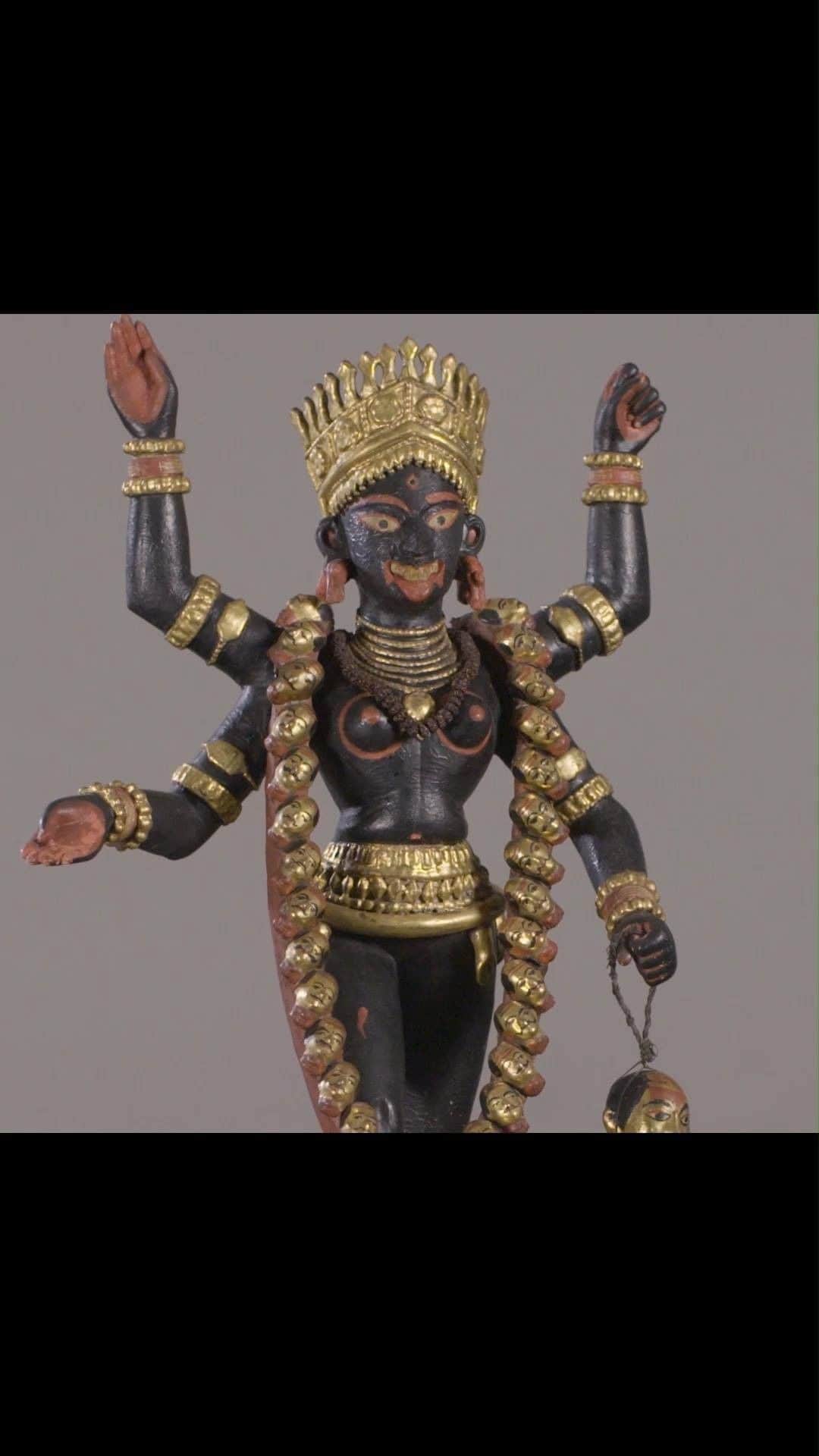 大英博物館さんのインスタグラム動画 - (大英博物館Instagram)「In our latest Curator’s corner ...