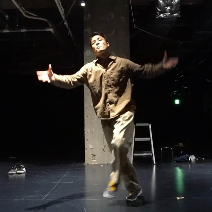 FISHBOYさんのインスタグラム写真 - (FISHBOYInstagram)「. Take You Back / @russ & @kehlani . #dance」1月12日 23時22 ...