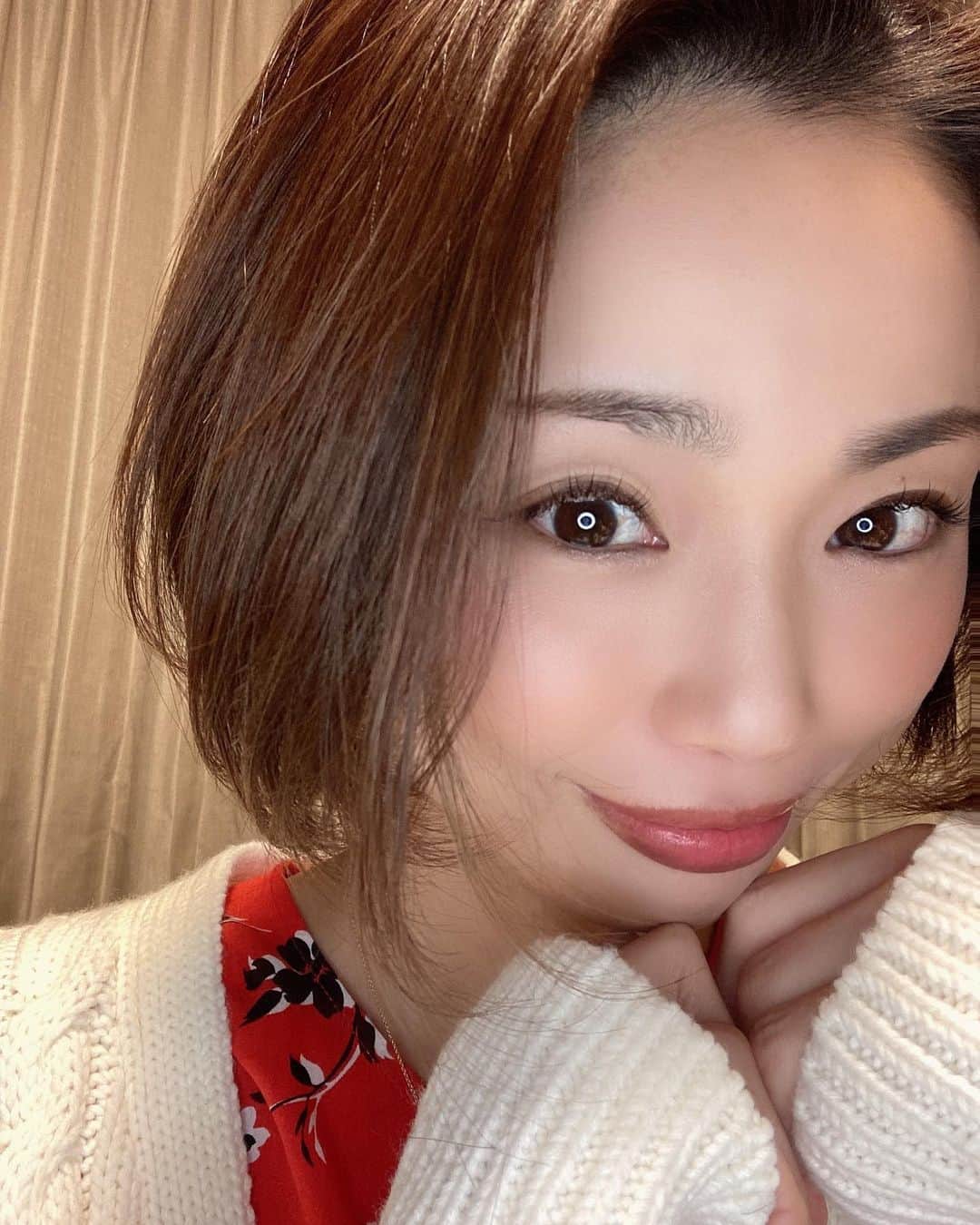 かすみりささんのインスタグラム写真 - (かすみりさInstagram)「🐰💕 ． ライブでゴーゴー、今年最後の生配信見にきてくれた皆様 ...