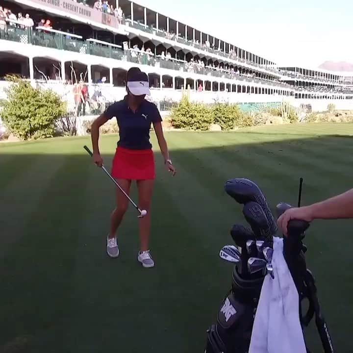 PGA TOURさんのインスタグラム写真 - (PGA TOURInstagram)「Trick shot queen. 👑 ...
