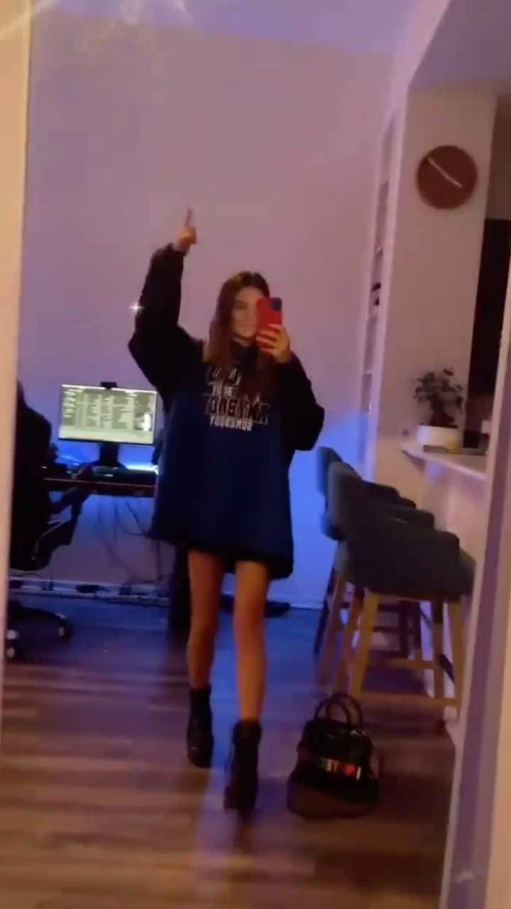 ヴェトモンさんのインスタグラム動画 - (ヴェトモンInstagram)「VID: @tslayz」1月1日 22時55分 ...