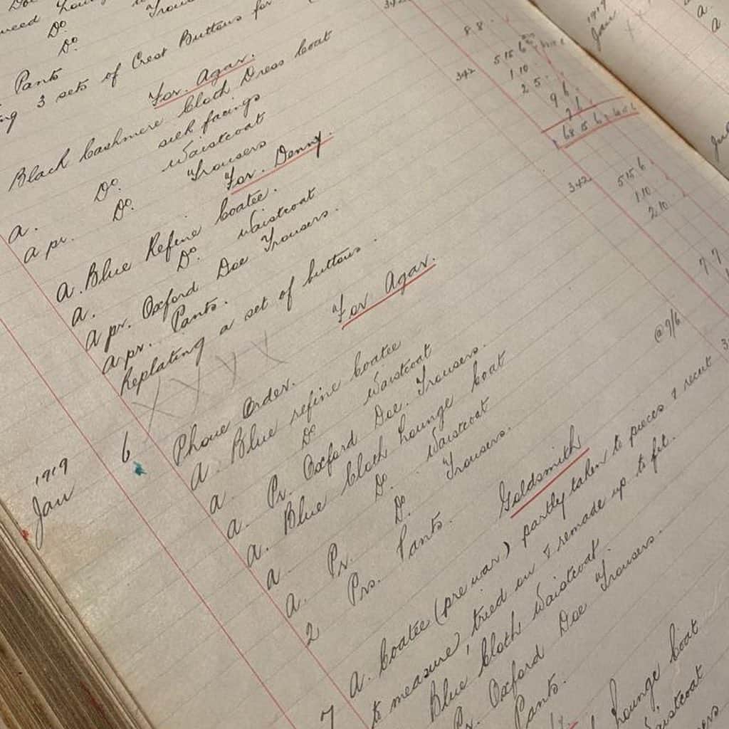 ハンツマンさんのインスタグラム写真 - (ハンツマンInstagram)「At Huntsman, our vast collection ...