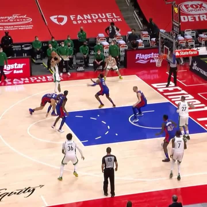 NBAさんのインスタグラム写真 - (NBAInstagram)「Jayson Tatum secures the @celtics W with the bucket & defense ...