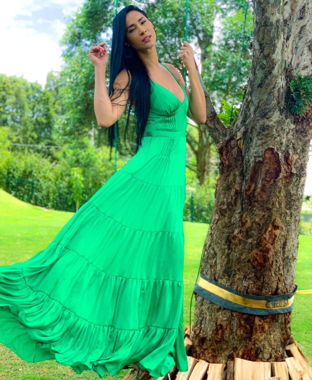 ジャケリネ・カルバリョさんのインスタグラム写真 ジャケリネ・カルバリョinstagram 「🍀 Intagood Fashion