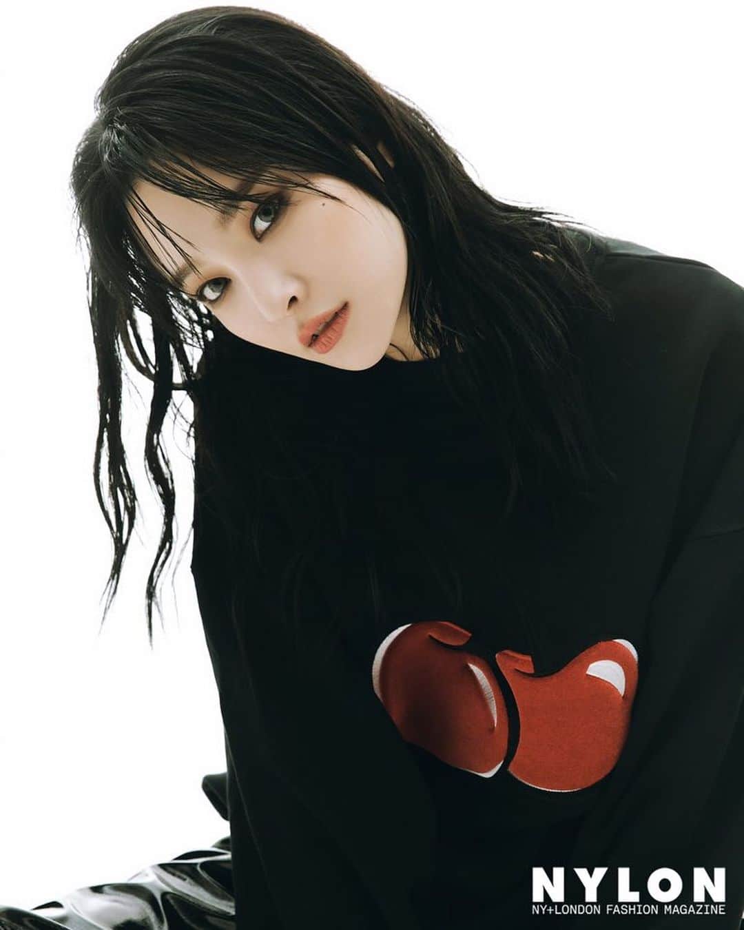 ジョンハさんのインスタグラム写真 - (ジョンハInstagram)「@nylonkorea @kirsh_official @kirsh ...