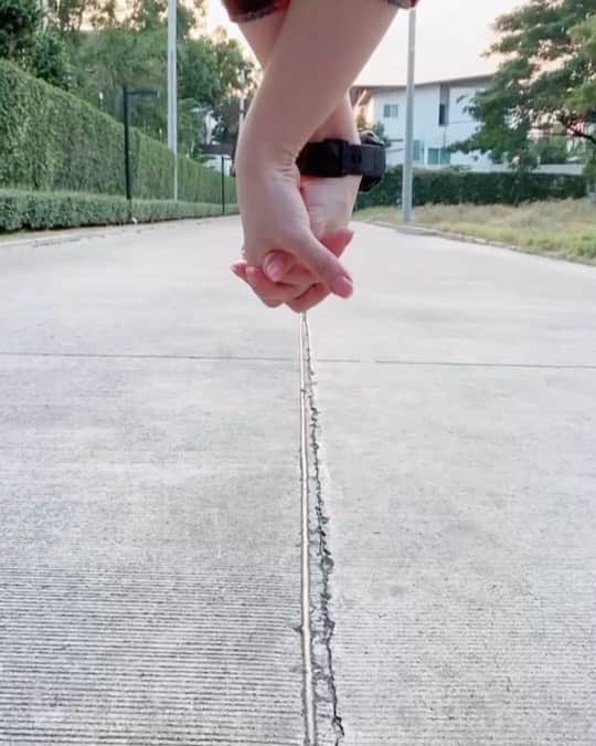 GYEON SEOさんのインスタグラム動画 - (GYEON SEOInstagram)「_* จะไปไหน เราต้องไป ...