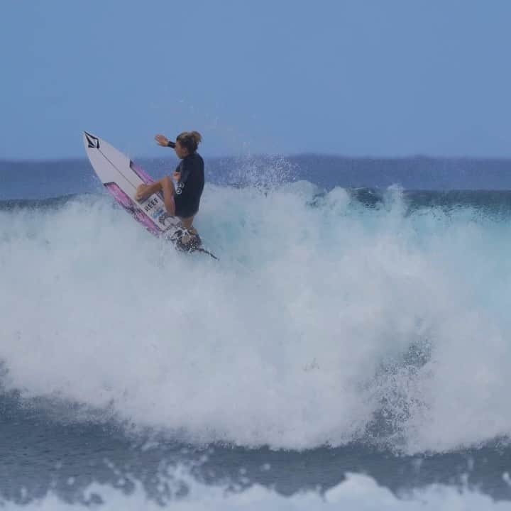 ココ・ホウさんのインスタグラム動画 - (ココ・ホウInstagram)「How fun are foam climbs?! And cow ...