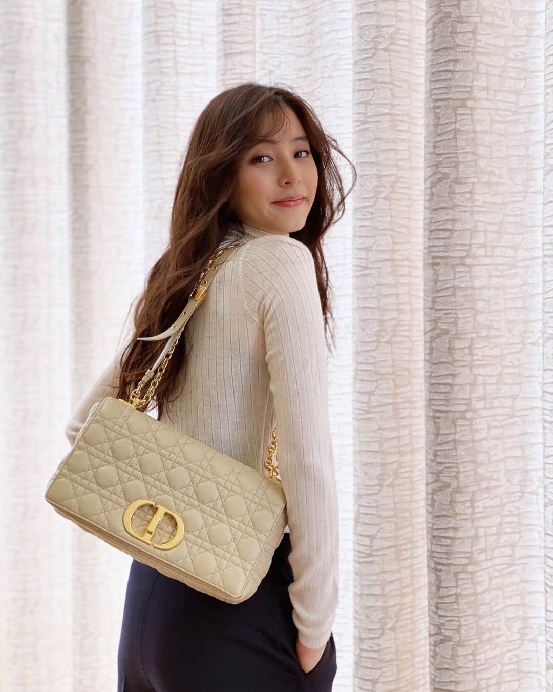 クリスチャンディオールさんのインスタグラム写真 - (クリスチャンディオールInstagram)「Actresses @LucyRamos ...