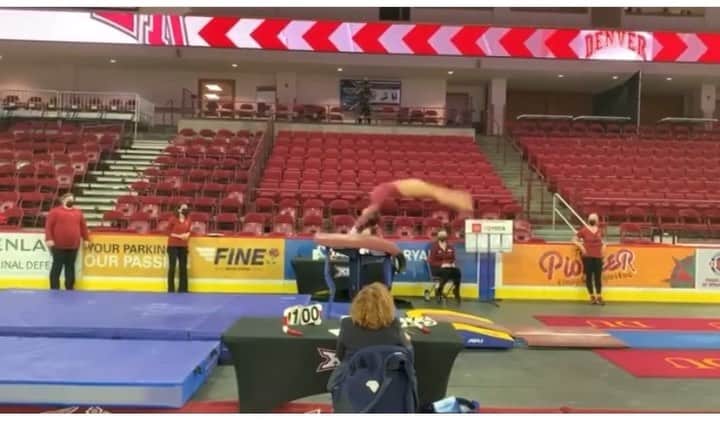 Inside Gymnasticsさんのインスタグラム動画 - (Inside GymnasticsInstagram)「PERFECT! 🌪 ...