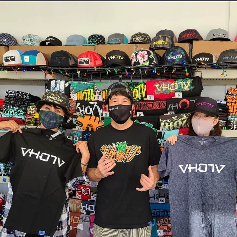 飯島寛子さんのインスタグラム写真 - (飯島寛子Instagram)「素敵なローカルブランド @vh07v との出逢い！ALOHA が逆さま ...