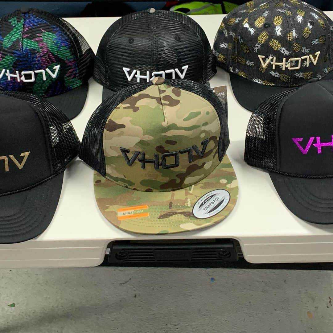 飯島寛子さんのインスタグラム写真 - (飯島寛子Instagram)「素敵なローカルブランド @vh07v との出逢い！ALOHA が逆さま ...