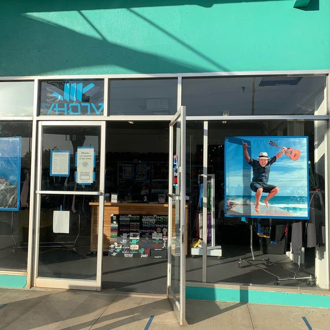 飯島寛子さんのインスタグラム写真 - (飯島寛子Instagram)「素敵なローカルブランド @vh07v との出逢い！ALOHA が逆さま ...