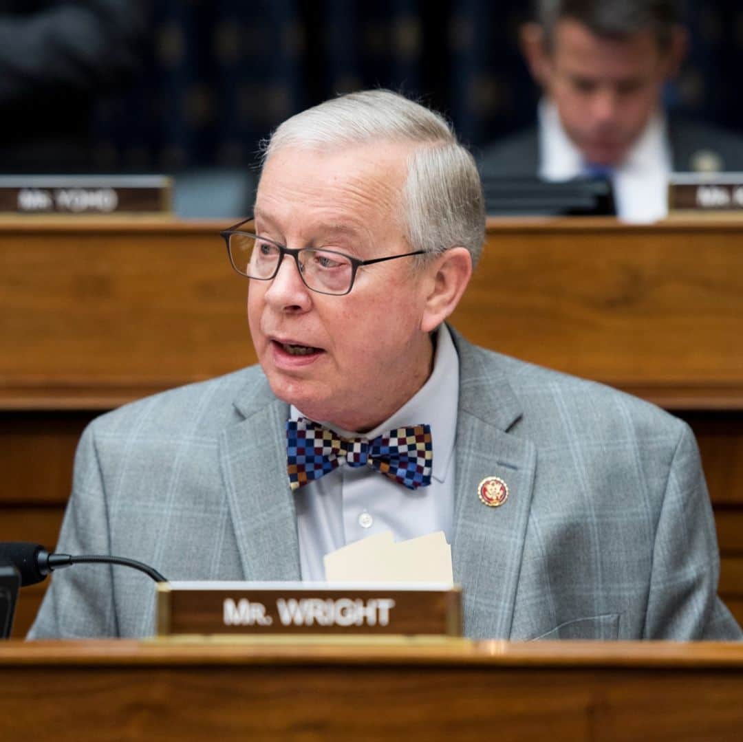 NBC Newsさんのインスタグラム写真 - (NBC NewsInstagram)「BREAKING: Rep. Ron Wright of ...