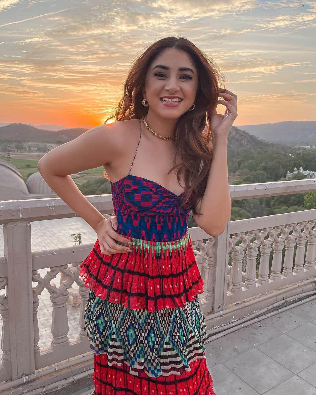 Aashna Shroffさんのインスタグラム写真 - (Aashna ShroffInstagram)「Back home from a ...