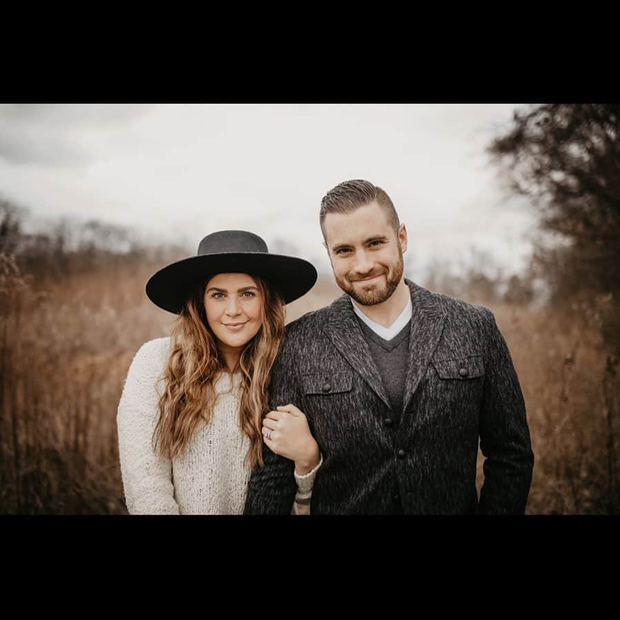 ヒラリー・スコットさんのインスタグラム写真 - (ヒラリー・スコットInstagram)「10 Valentine’s Days with ...