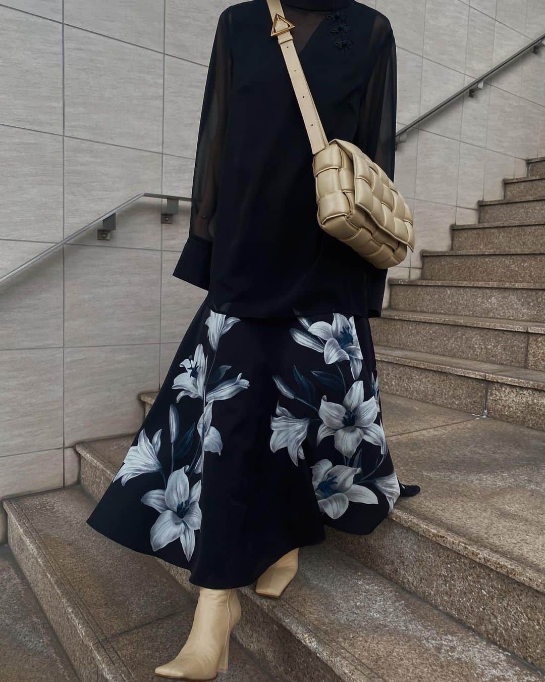 黒石奈央子さんのインスタグラム写真 - (黒石奈央子Instagram)「あめりふく . . 3way adela layered dress ¥23000 2/19 . . シアーなトップス ...