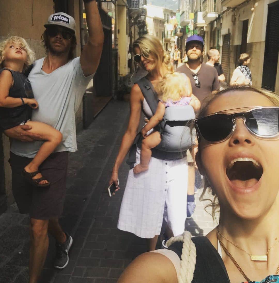 テリーサ・パーマーさんのインスタグラム写真 - (テリーサ・パーマーInstagram)「Yahooooo!!! The US edition ...