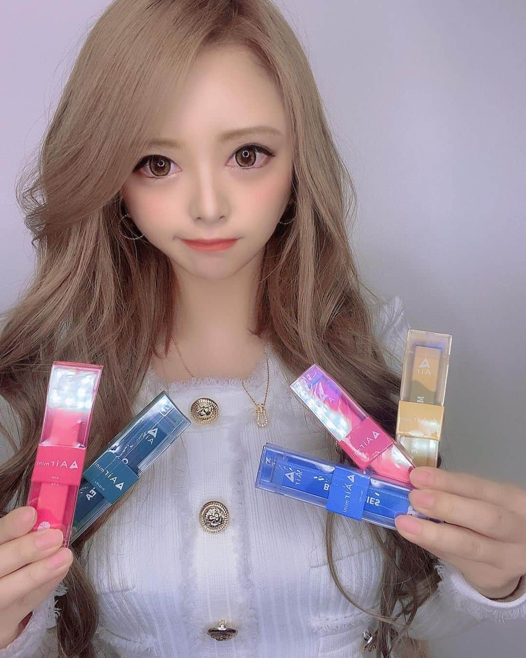 ゆいさんのインスタグラム写真 ゆいinstagram 「 電子シーシャ風的な？笑 最近流行のシーシャバーの流れで 次はこれが