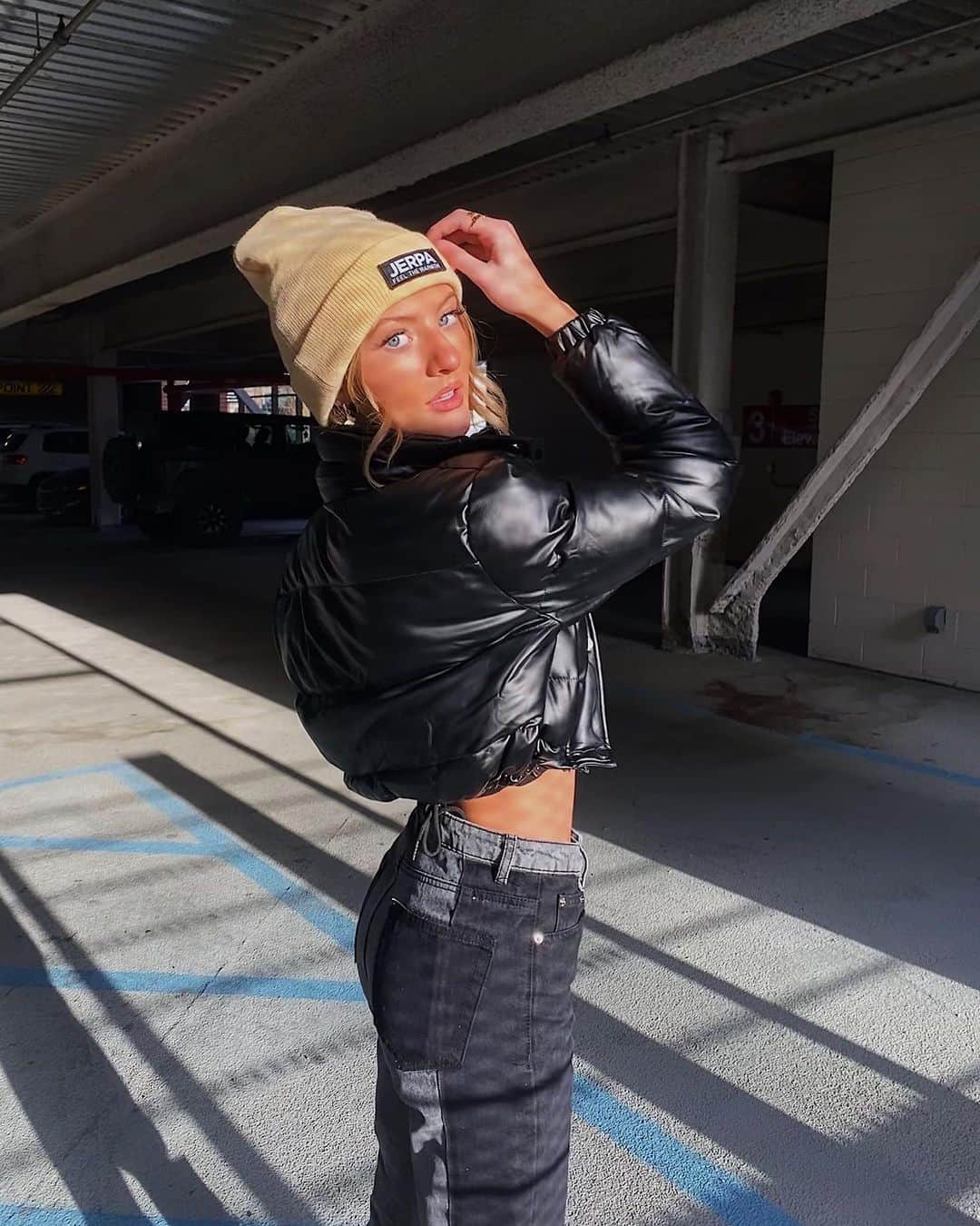 ペイジュ・ハイランドさんのインスタグラム写真 - (ペイジュ・ハイランドInstagram)「out n about ...