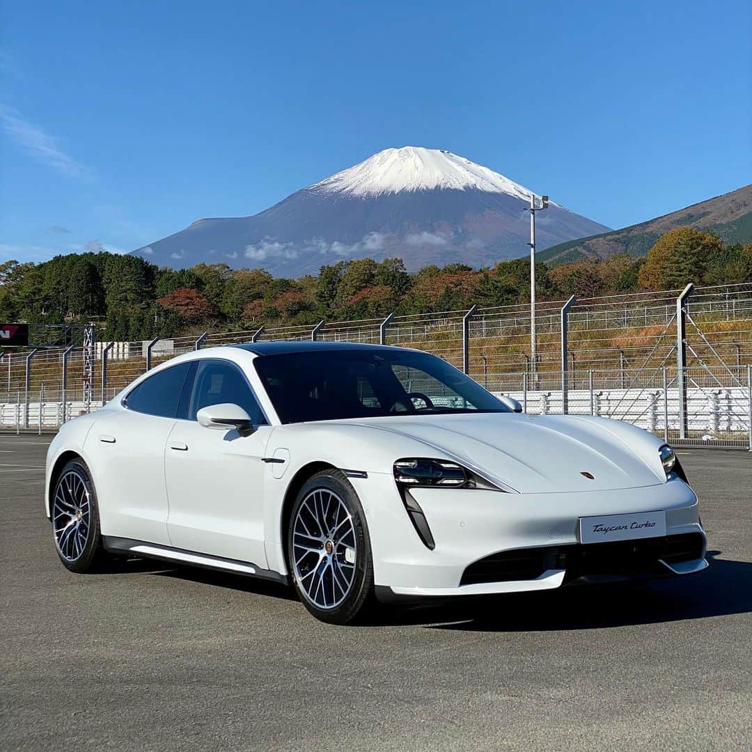 Porsche Japanさんのインスタグラム - (Porsche Japan@porsche_japan)