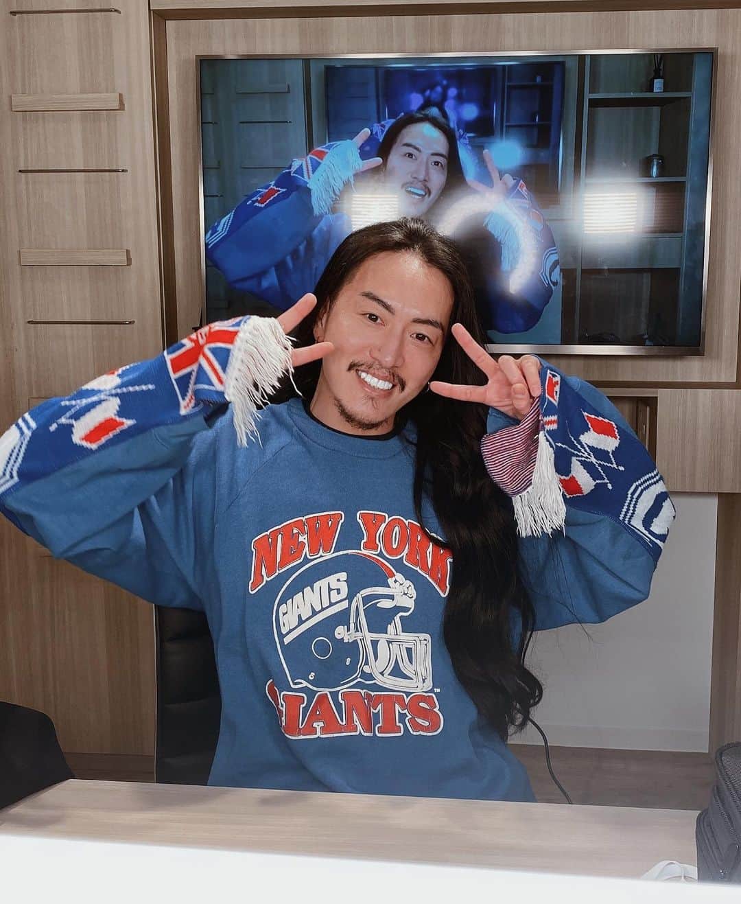 JunJunさんのインスタグラム写真 - (JunJunInstagram)「. お知らせです🔈 本日 21時〜YouTube生配信いたします🙋🏾‍♂️ YouTube初回のなので緊張です🥺 ...