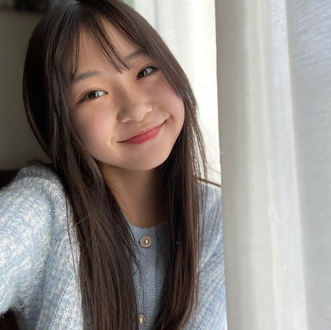 新井美羽さんのインスタグラム写真 新井美羽instagram 「 先日やっとテストが終わりました！ スッキリー💓 春休みが待ち遠しい