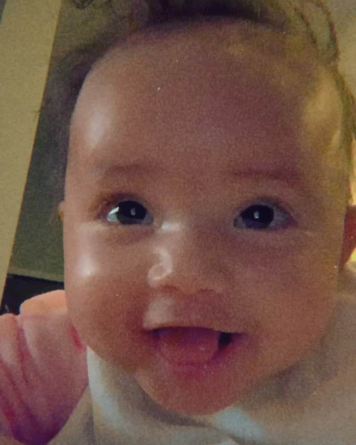 スターリー・シャイアン・スミスさんのインスタグラム動画 - (スターリー・シャイアン・スミスInstagram)「I’ve learned a lot being a new mom, we ...