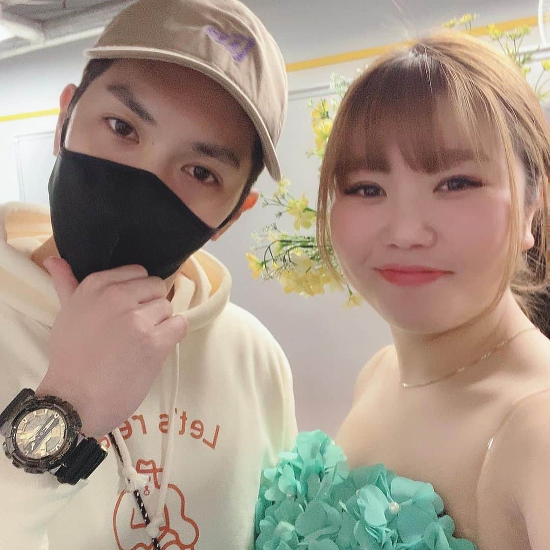 海老原歩美さんのインスタグラム写真 - (海老原歩美Instagram)「単独ライブを行いました㊗️ #神保町漫才劇場 #マリーマリー #単独ライブ」4月14日 14時06分 - ebigori