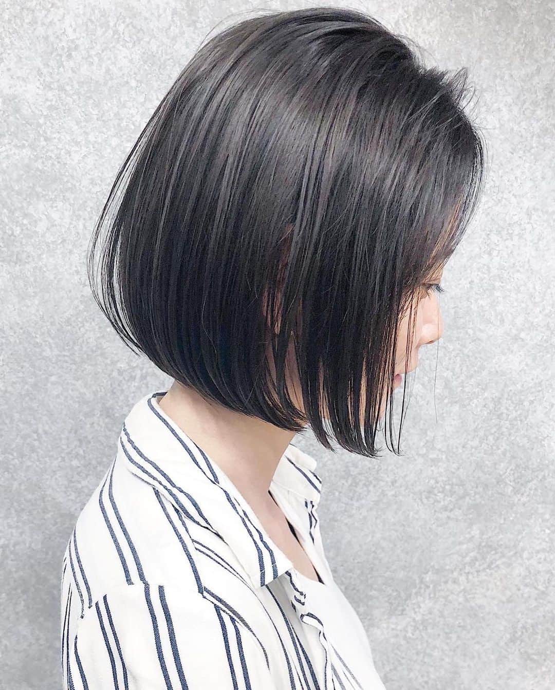 本田重人さんのインスタグラム写真 - (本田重人Instagram)「トリートメントでは治らないホワホワした髪、ふくらむ癖、あほ毛なども僕の ...